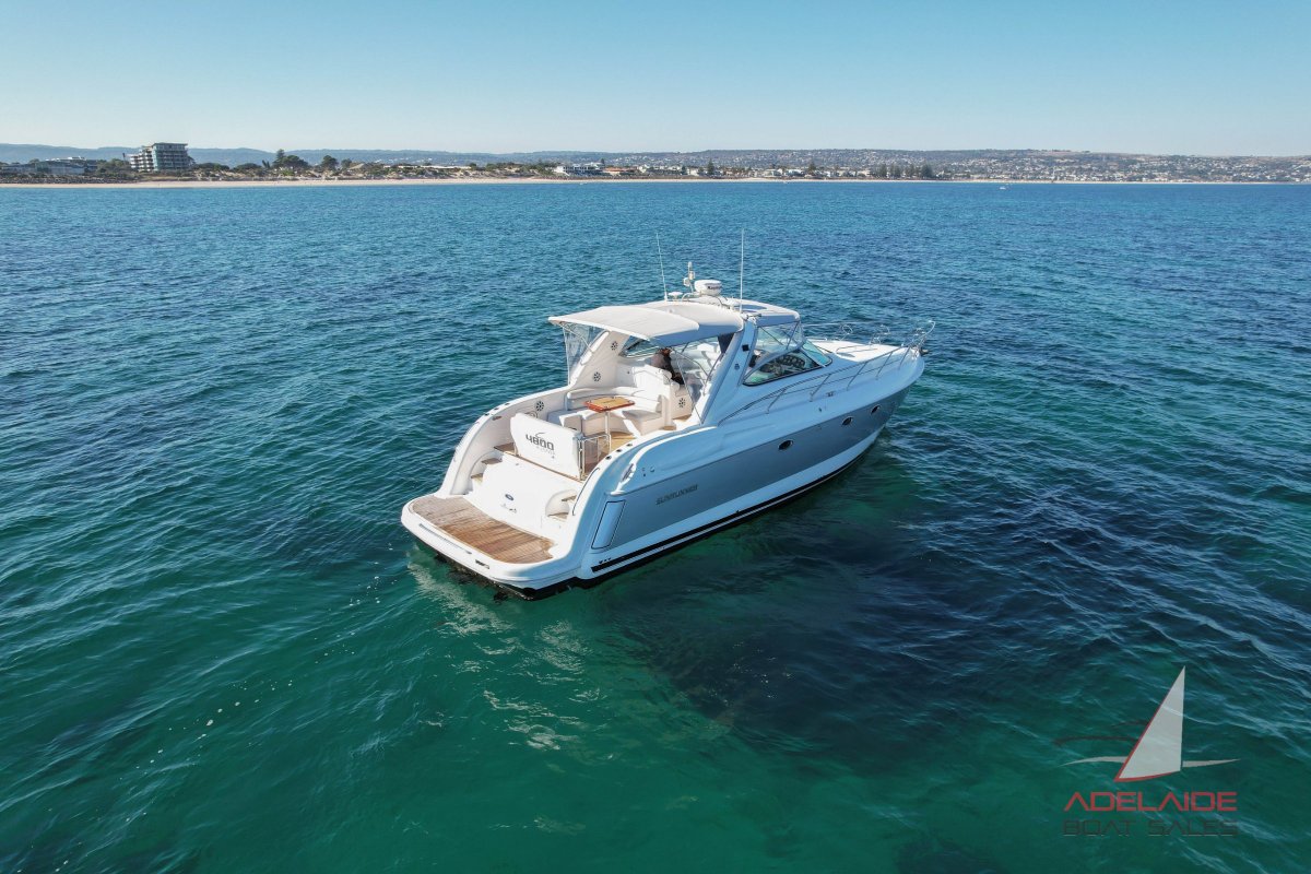 Sunrunner 4800 Diesel Sports Cruiser: Power Boats | Boats Online for ...