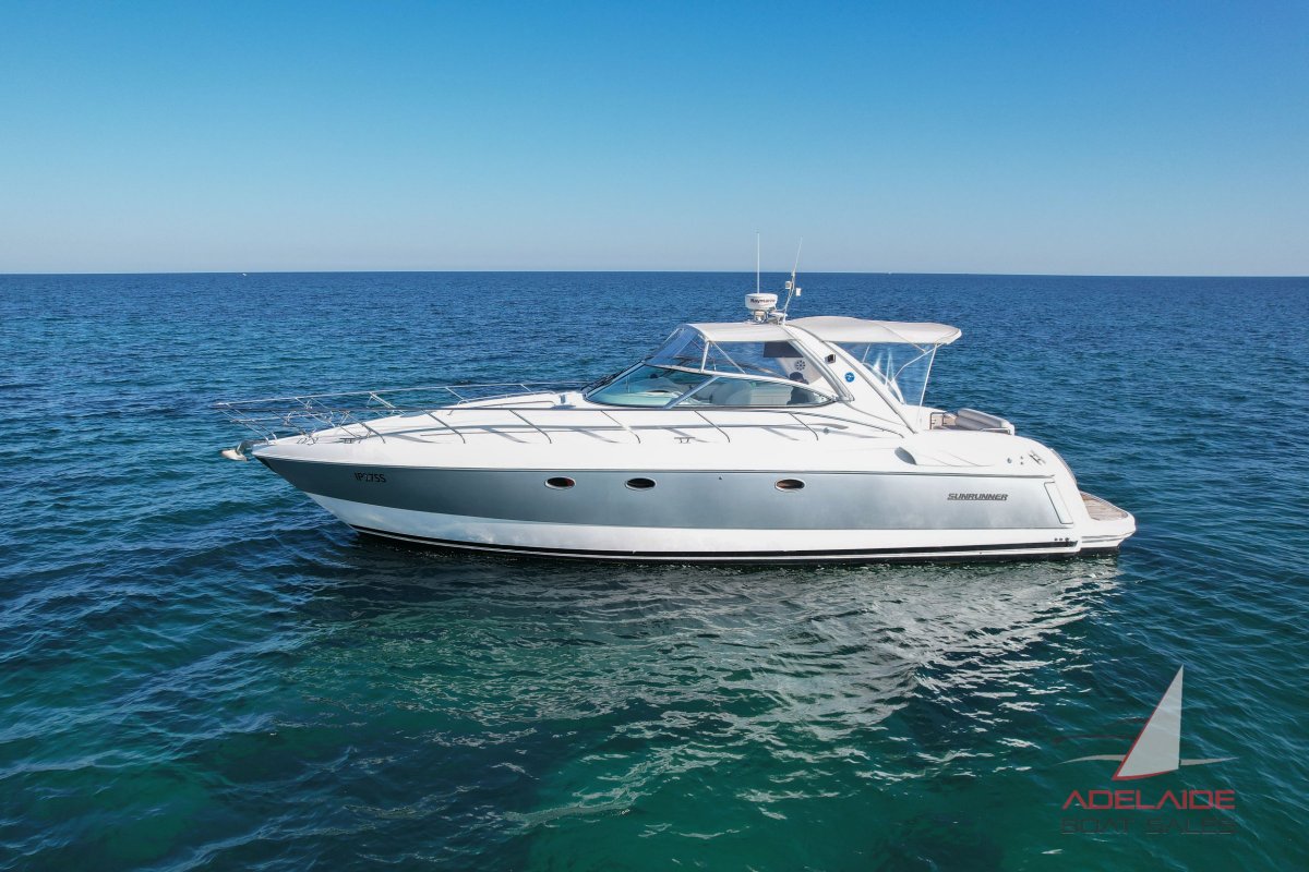 Used Sunrunner 4800 Diesel Sports Cruiser for Sale | Boats For Sale ...