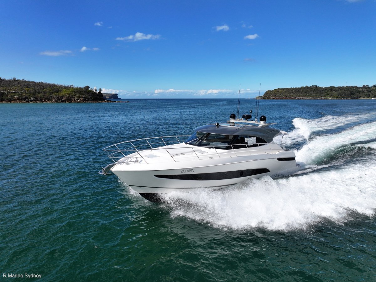 Riviera 4800 Sport Yacht Platinum Edition: Power Boats | Boats Online ...