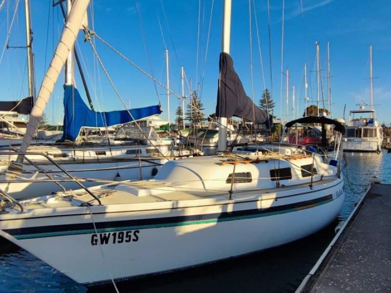 Austral 30: Sailing Boats | Boat for Sale | Fibreglass/grp | BoatsOnline