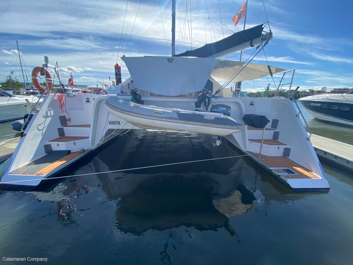 Used Grainger Barefoot 40 Performance Cruising Catamaran for Sale ...