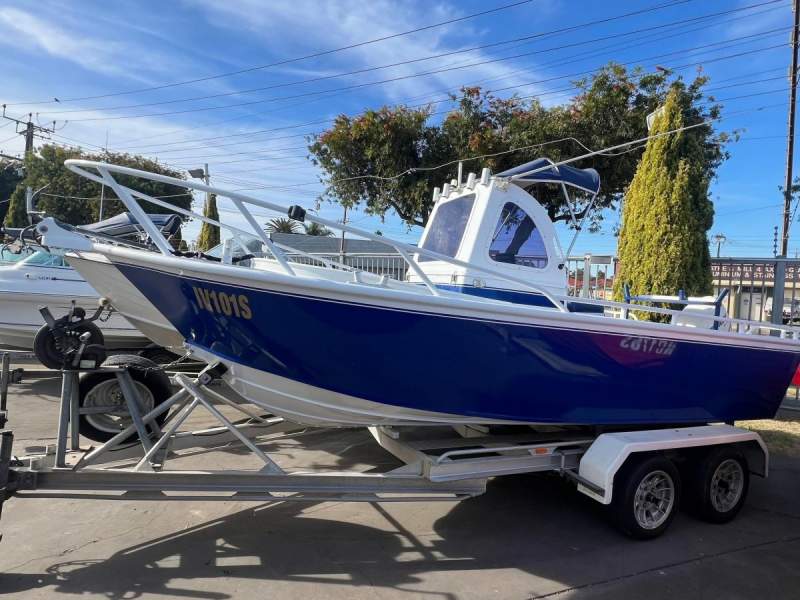 Used Young Craft 520 Walk Around for Sale | Boats For Sale | Yachthub