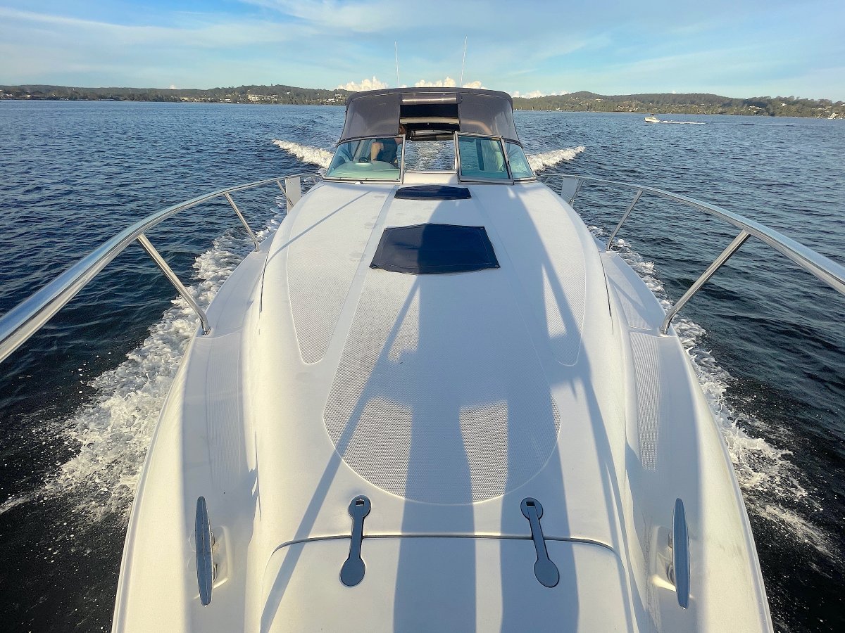 Used Sunrunner 3700le for Sale | Boats For Sale | Yachthub