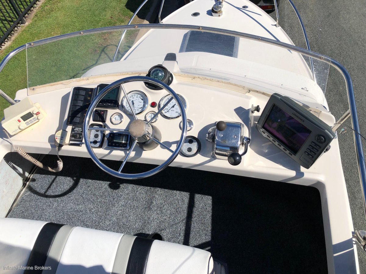 Used Bertram 23 Flybridge Cruiser On Alloy Trailer for Sale | Boats For ...
