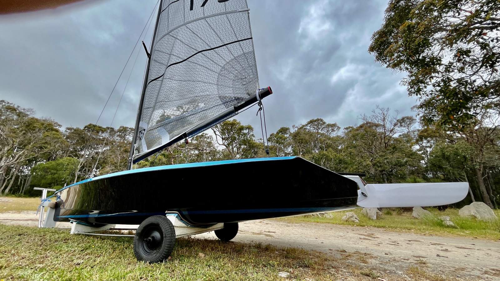 Hadron H2 Hadron H2: Sailing Boats | Boats Online for Sale | Carbon ...