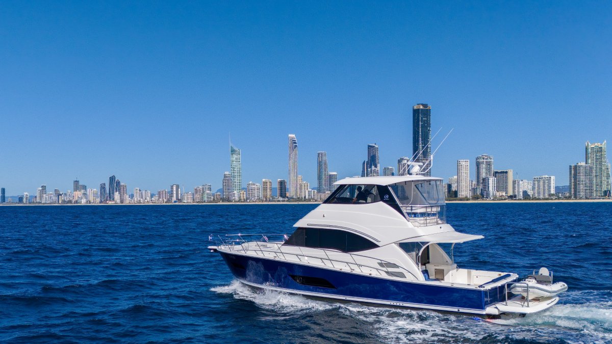 Riviera 52 Enclosed Flybridge: Power Boats | Boats Online for Sale ...