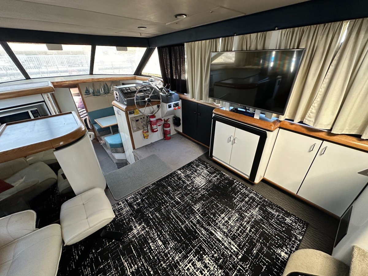 Used Bayliner 4388 Flybridge for Sale | Boats For Sale | Yachthub