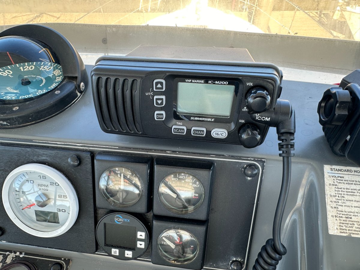 Used Bayliner 4388 Flybridge for Sale | Boats For Sale | Yachthub