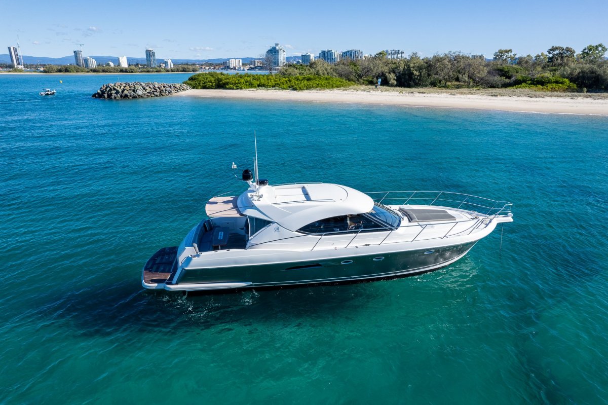 Riviera 5000 Sport Yacht: Power Boats | Boats Online for Sale ...