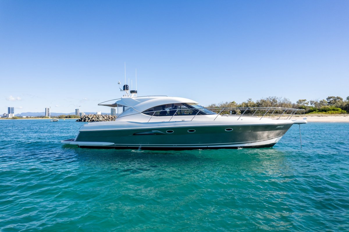 Riviera 5000 Sport Yacht: Power Boats | Boats Online for Sale ...
