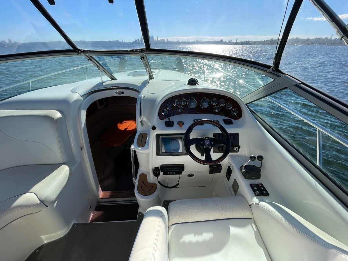 Sunrunner 3700le: Power Boats | Boats Online for Sale | Fibreglass/grp ...