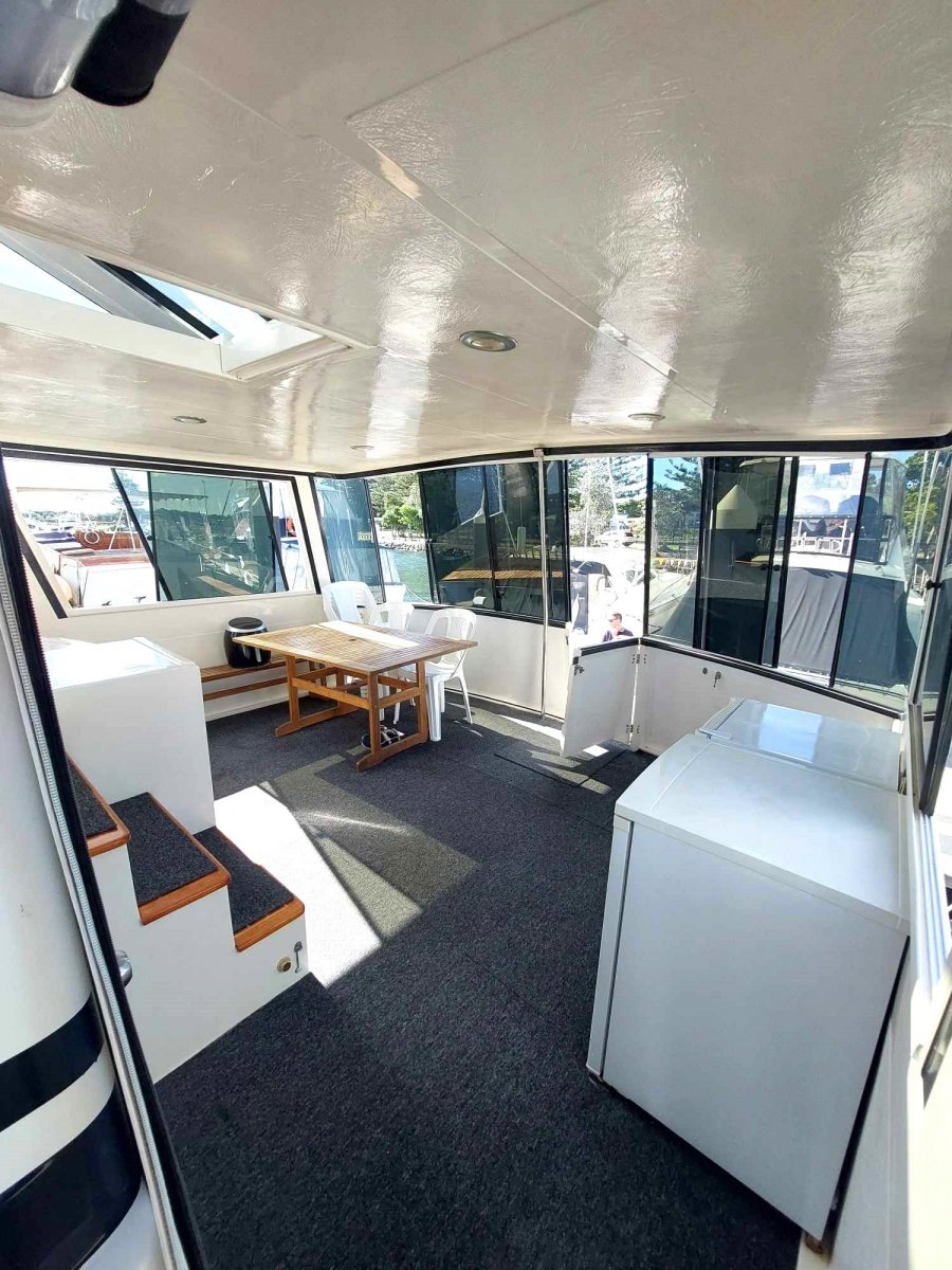 Used Meridian 4600 Flybridge Yachtfisher for Sale | Boats For Sale ...