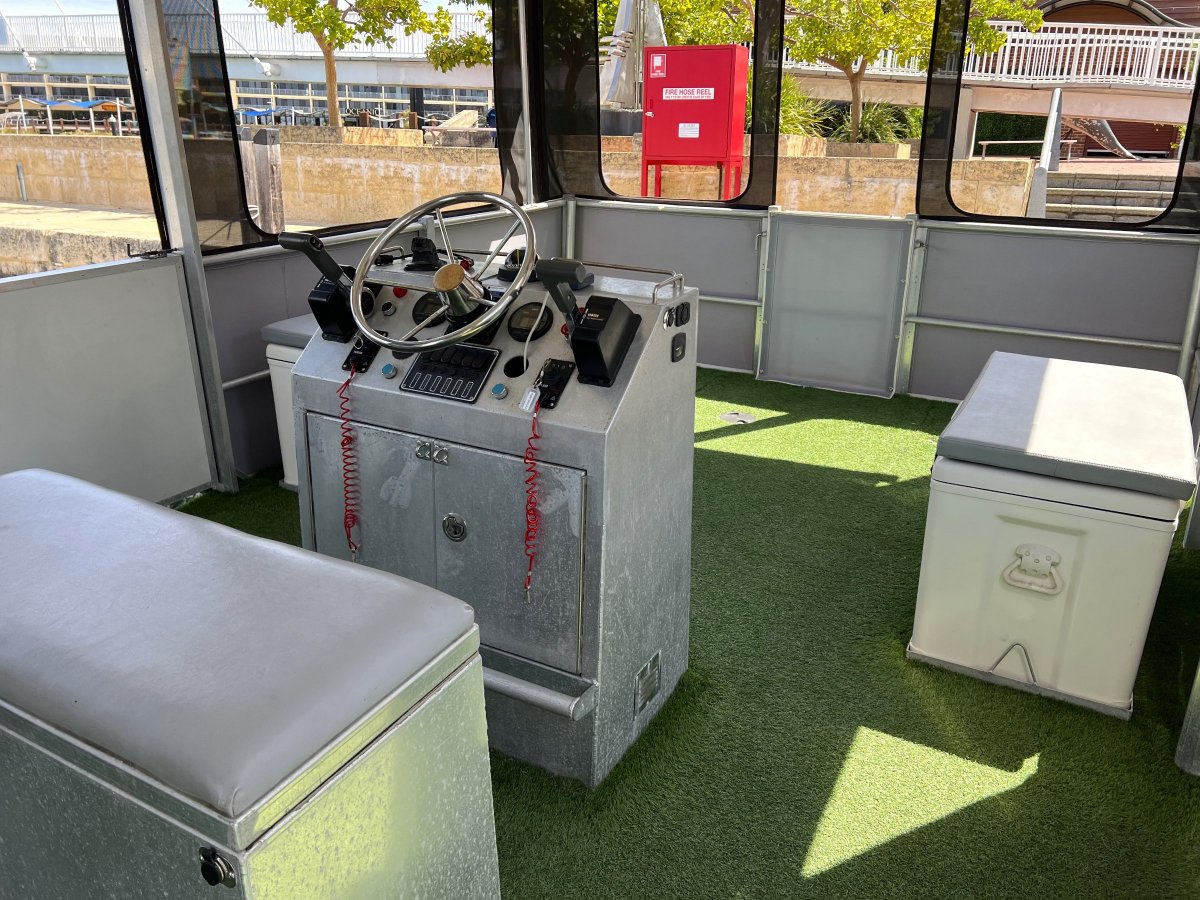 Custom 8m Pontoon - One Of A Kind!: Power Boats | Boats Online for Sale ...