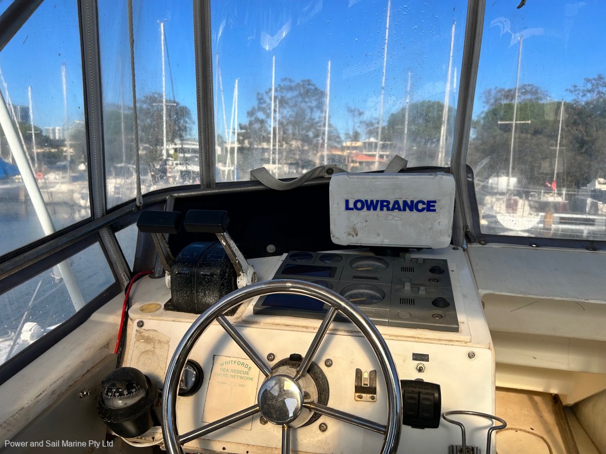 Used Fraser 31 Flybridge Twin Yanmar, Shaft Diesel, Flybridge, for Sale ...