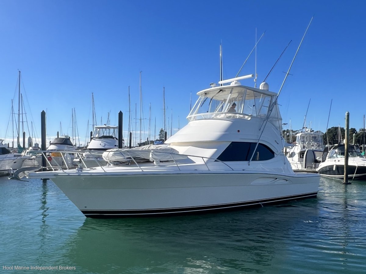 Riviera 40 Flybridge: Power Boats | Boat for Sale | Fibreglass/grp ...