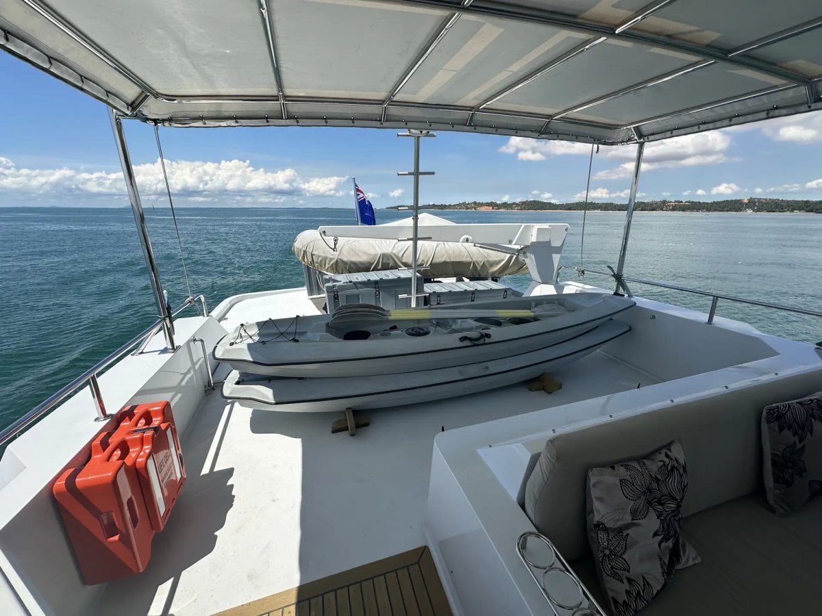 Lowland 80 Excellent Example Of Dutch Quality Yacht Building: Power ...