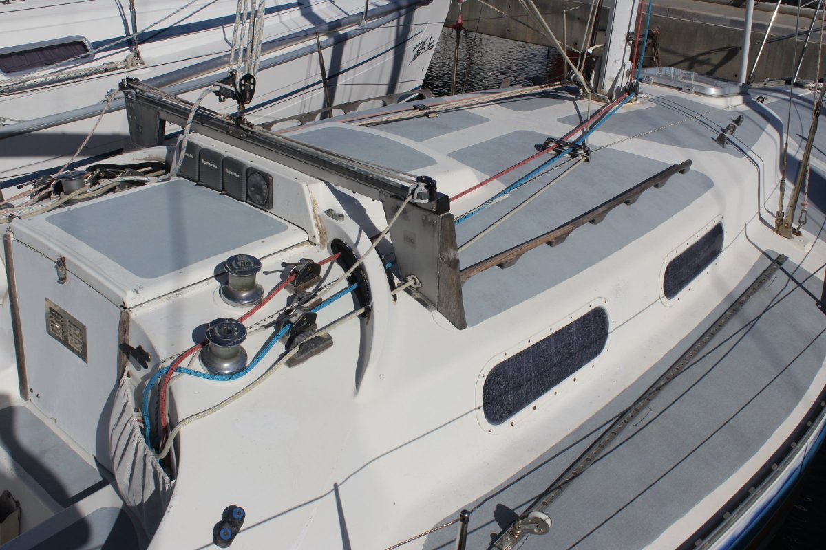 Used Viking 30 Performance Cruiser / Bargain!! for Sale | Yachts For ...