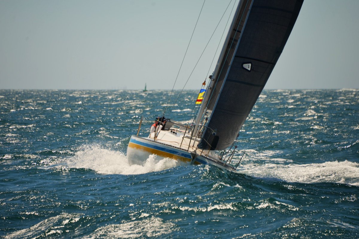 Used Viking 30 Performance Cruiser / Bargain!! for Sale | Yachts For ...