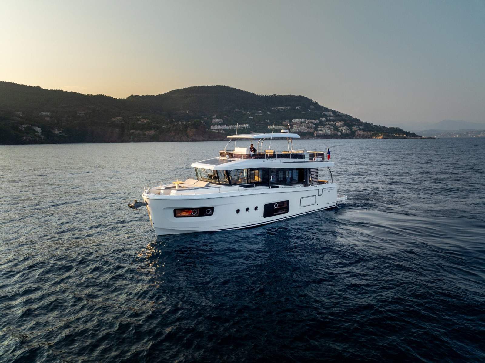 New Beneteau Swift Trawler 54 for Sale | Boats For Sale | Yachthub