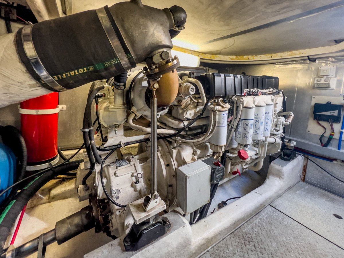 Used Sunrunner 4800 for Sale | Boats For Sale | Yachthub