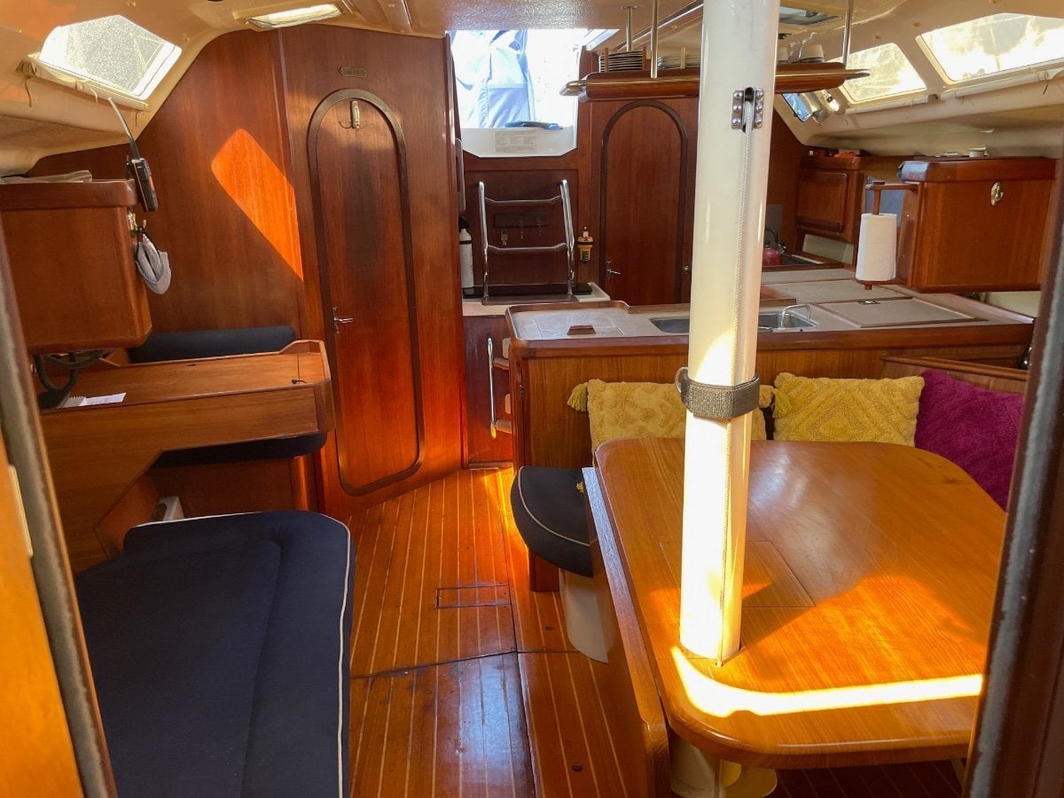 Used Hunter 40.5 Legend 1997 Hunter Legend 40.5 (12.24m) Monohull Yacht ...