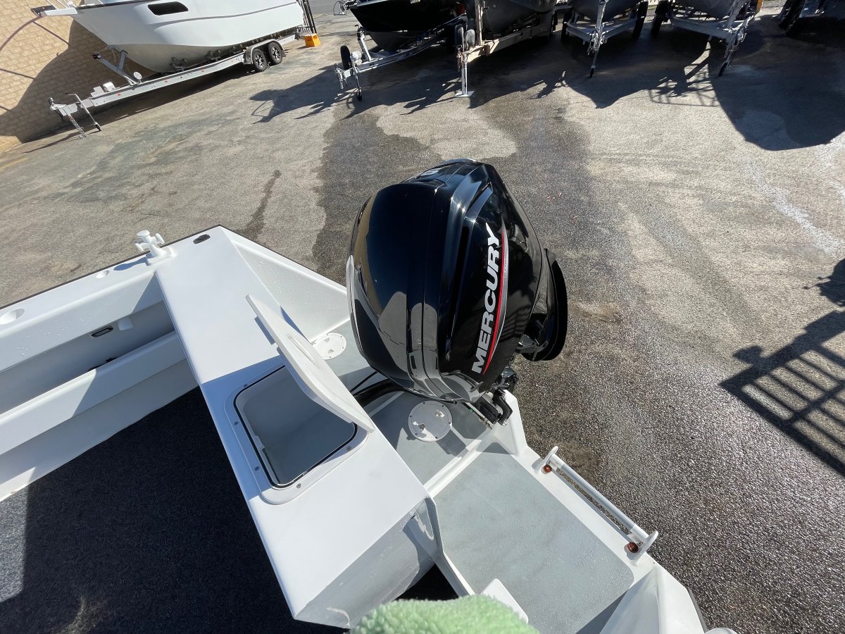 Used Lux Custom Boats 4600cc for Sale | Boats For Sale | Yachthub