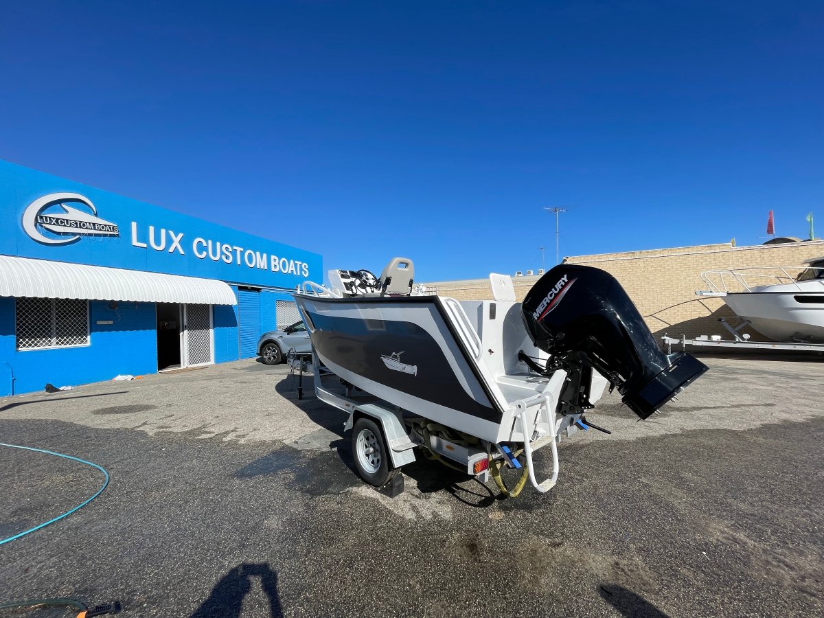 Used Lux Custom Boats 4600cc for Sale | Boats For Sale | Yachthub