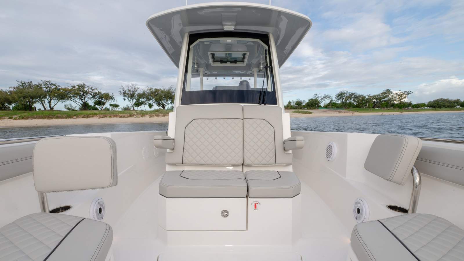 New Pursuit S288 - 2025MY ALL TYPES OF TRADES WELCOME!! For Sale ...