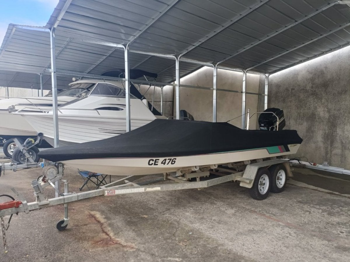 Flightcraft Xlt 18 Xlt Ob: Power Boats | Boats Online for Sale ...