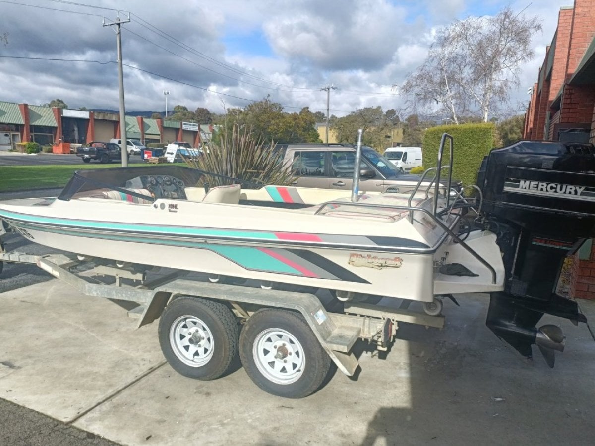 Flightcraft Xlt 18 Xlt Ob: Power Boats | Boats Online for Sale ...