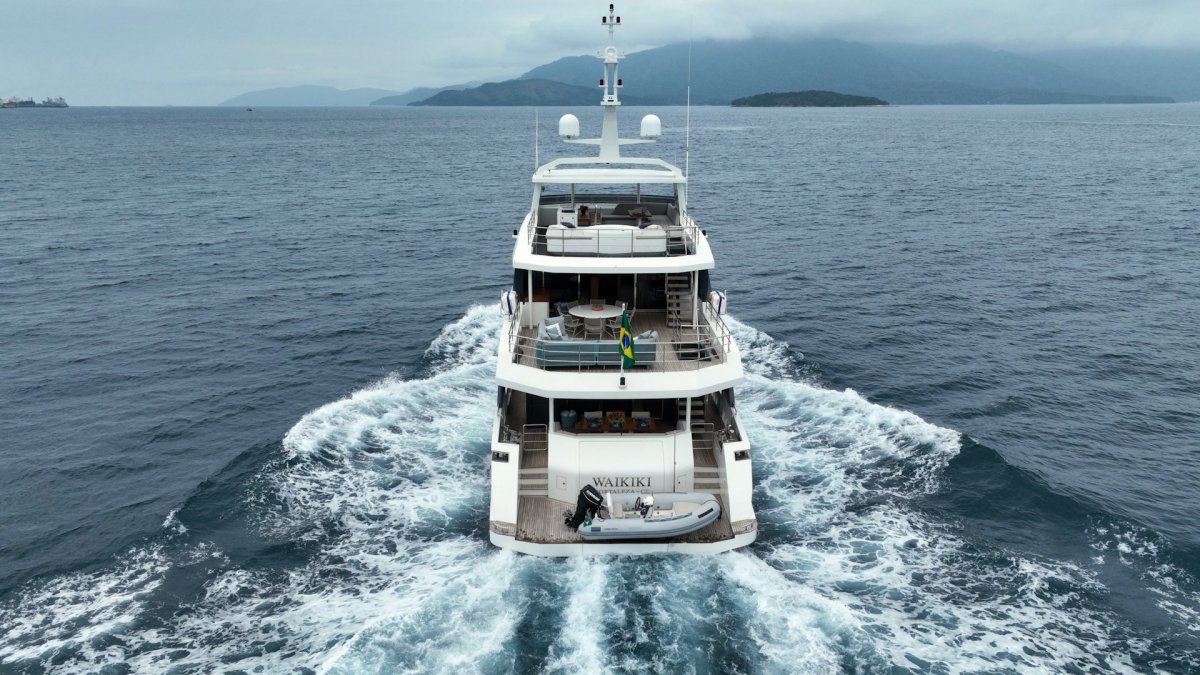 Inace 90 Explorer: Power Boats | Boats Online for Sale | Steel ...