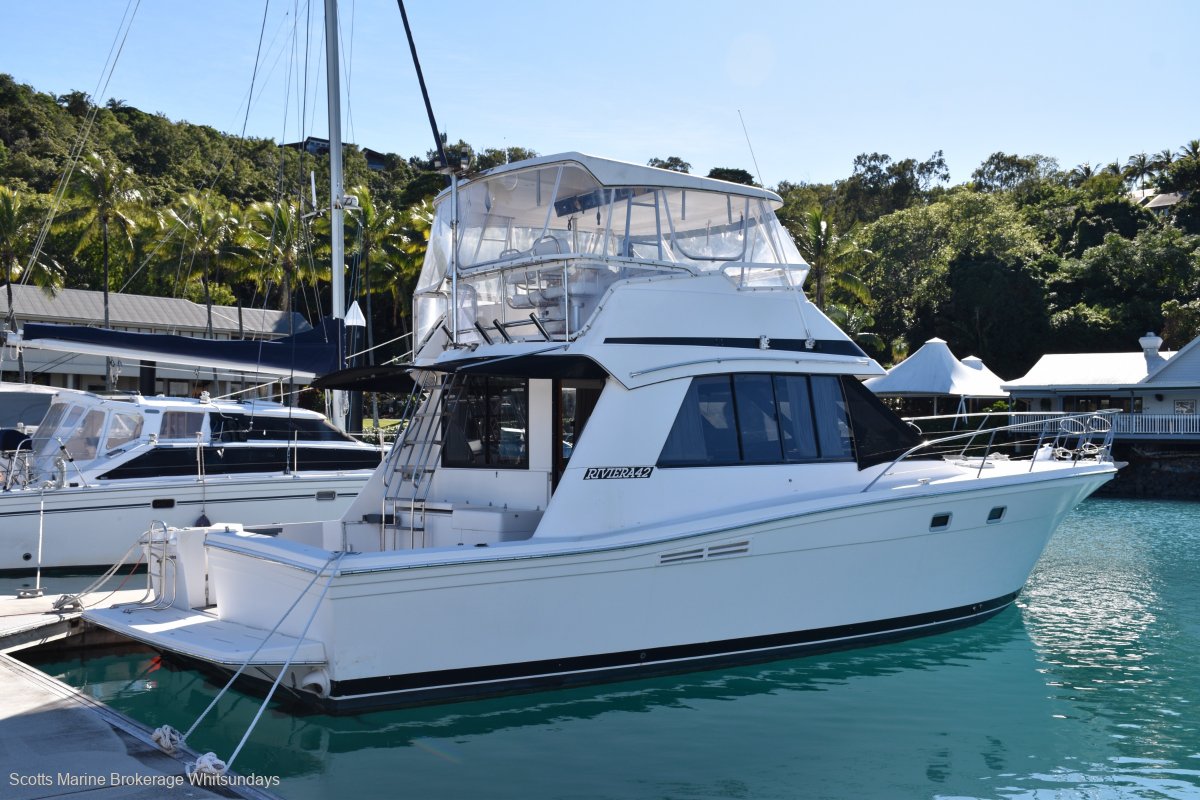 Used Riviera 42 Flybridge for Sale | Boats For Sale | Yachthub