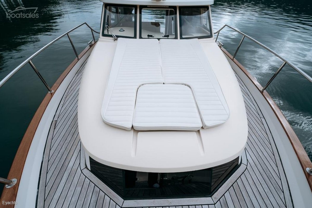Greenline 33 Hybrid: Power Boats | Boats Online for Sale | Fibreglass ...