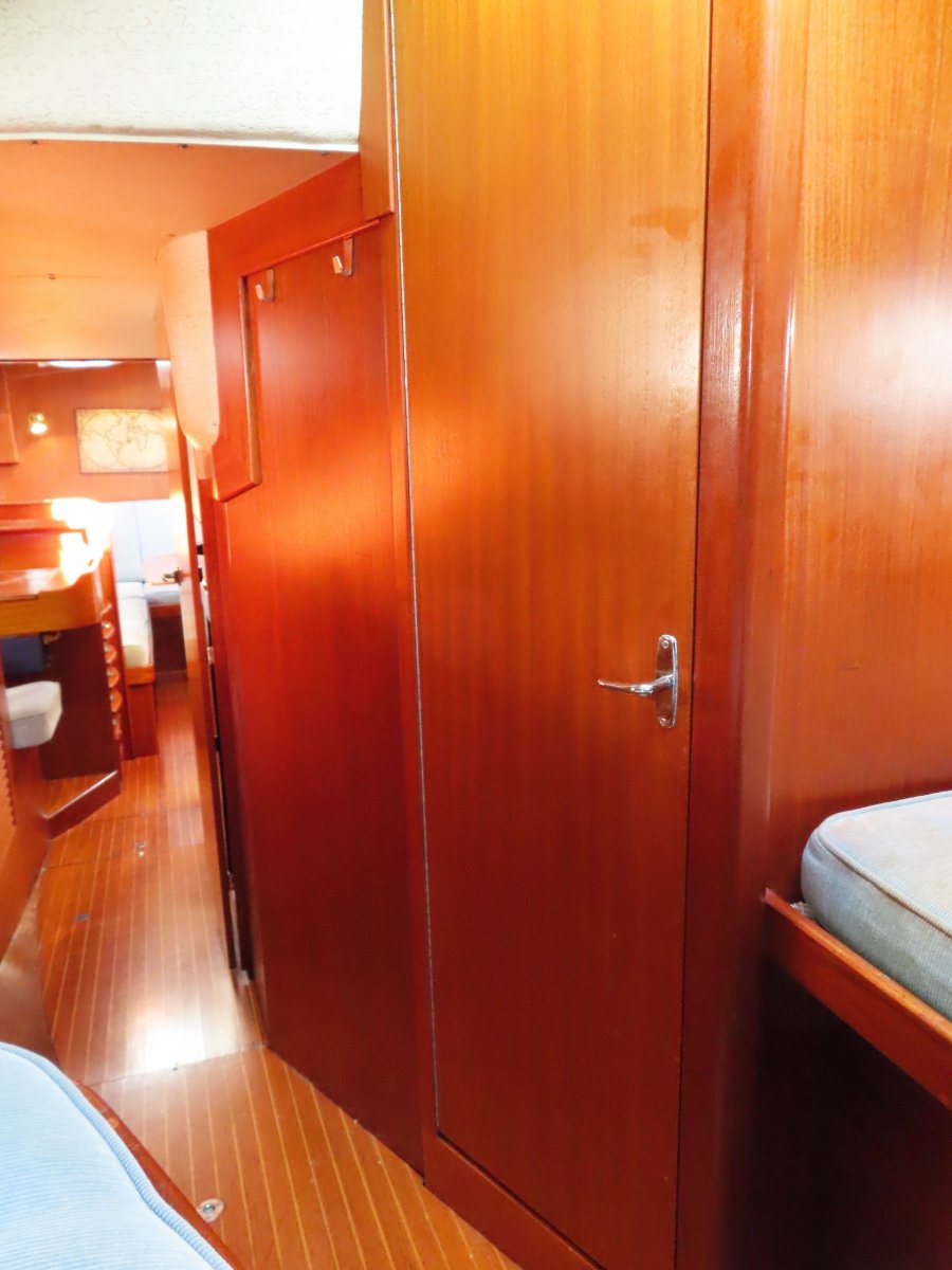 Used Hallberg-rassy 42e Exceptional Bluewater Cruiser, Highly Equipped ...