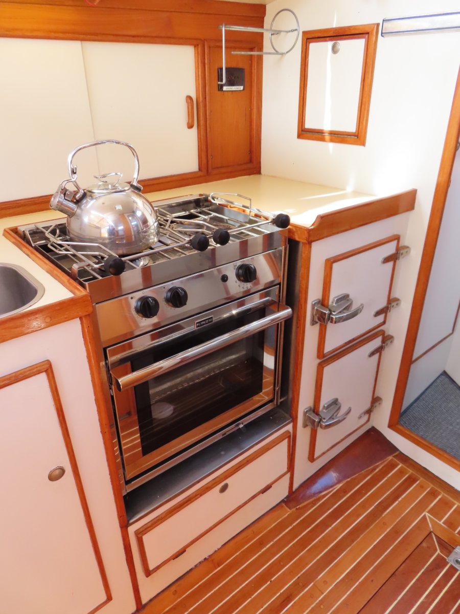 Used Zeston 36 Extensive Upgrades, Excellent Condition! for Sale ...