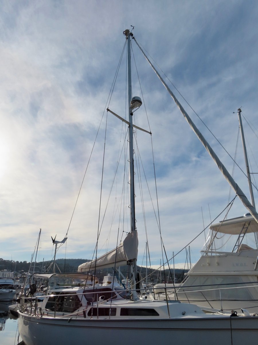 Zeston 36 EXTENSIVE UPGRADES, EXCELLENT CONDITION! For Sale | Derwent ...