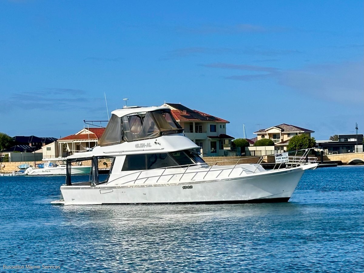 Used Northshore 37 Flybridge Cruiser Twin Screw Yanmar 6lpa-stp's for ...