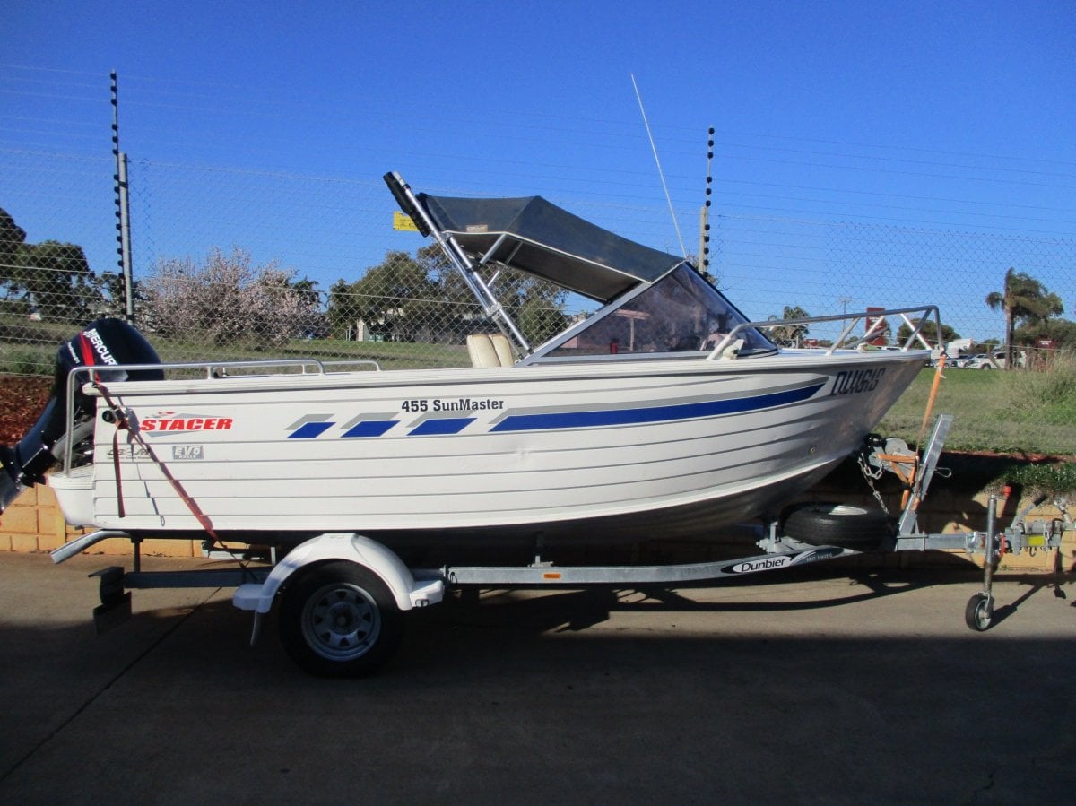 Stacer 455 Sun Master: Trailer Boats | Boats Online for Sale ...