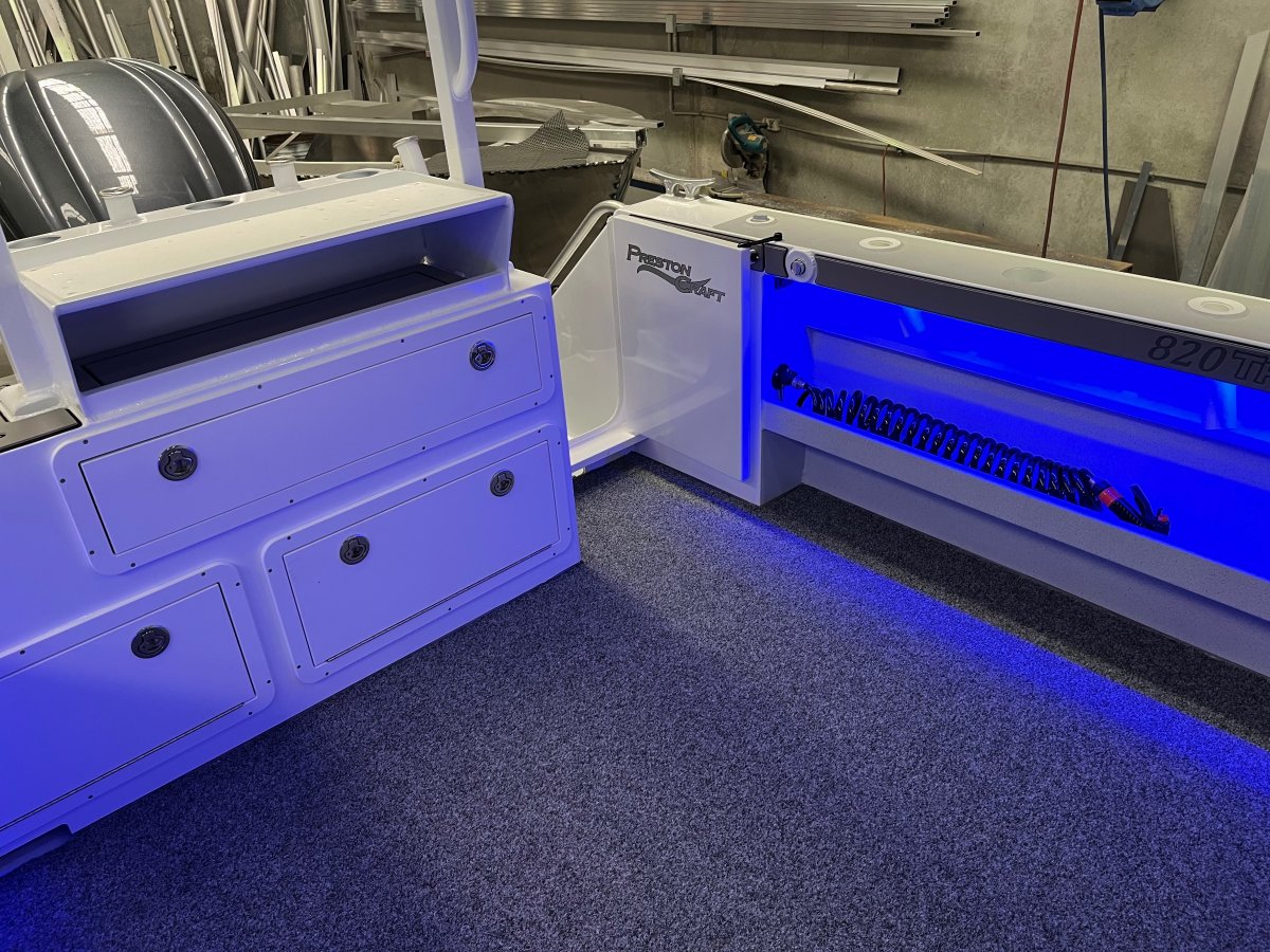 New Preston Craft 820 Thunderbolt - Preston Marine