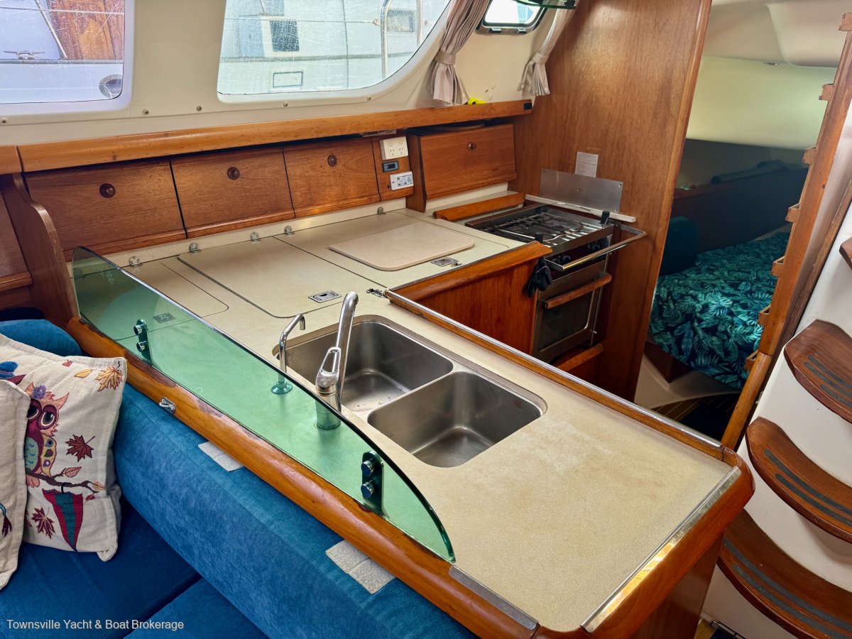 Used Jeanneau Sun Odyssey 43ds 4 Cabin Version - Australian Registered ...