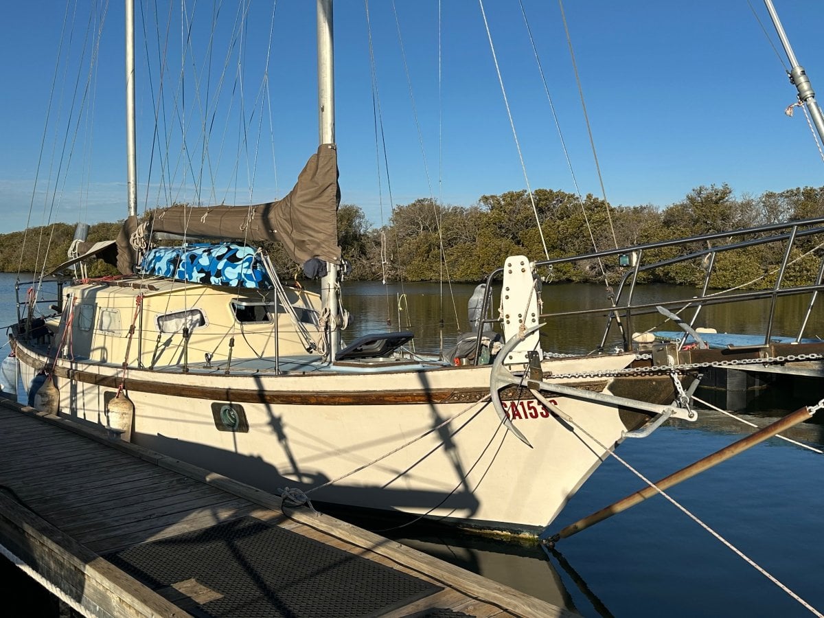 Endurance 35 Custom: Sailing Boats | Boats Online for Sale | Ferro ...