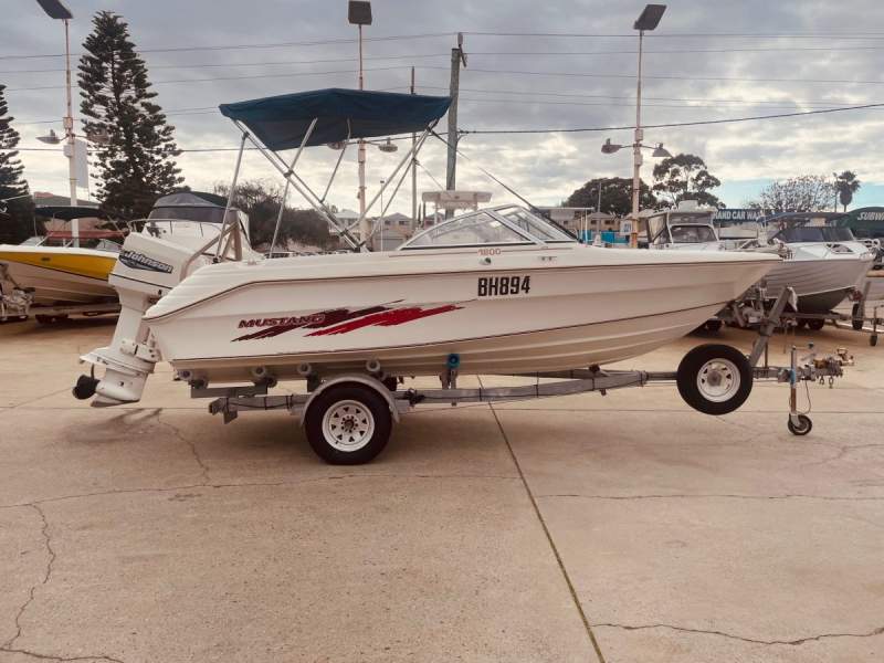 Mustang 1800 Runabout: Power Boats | Boats Online for Sale | Fibreglass ...