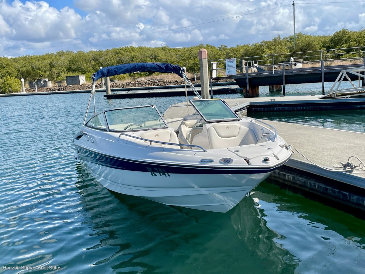 Crownline 210 Bowrider: Trailer Boats | Boats Online for Sale ...