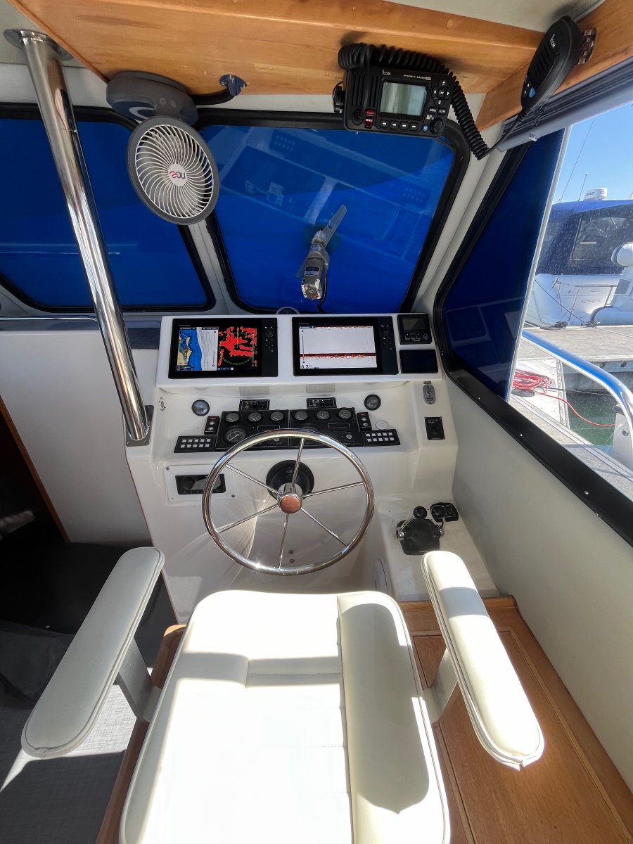Used Kevlacat 3100 Flybridge Duel Helm for Sale | Boats For Sale | Yachthub