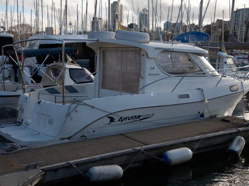 Arvor 700 Weekender: Power Boats | Boats Online for Sale | Fibreglass ...