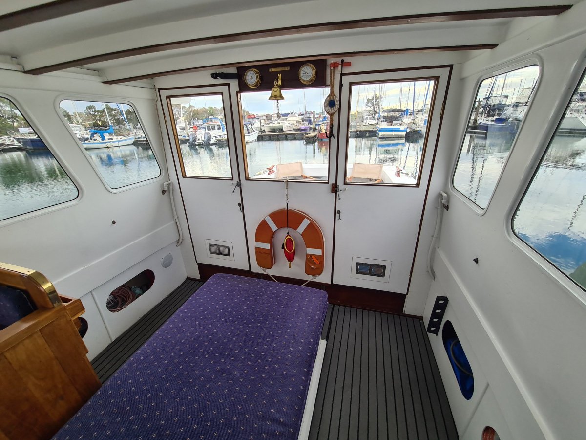 Cayzer 32ft Timber Motor Cruiser: Power Boats | Boats Online for Sale ...