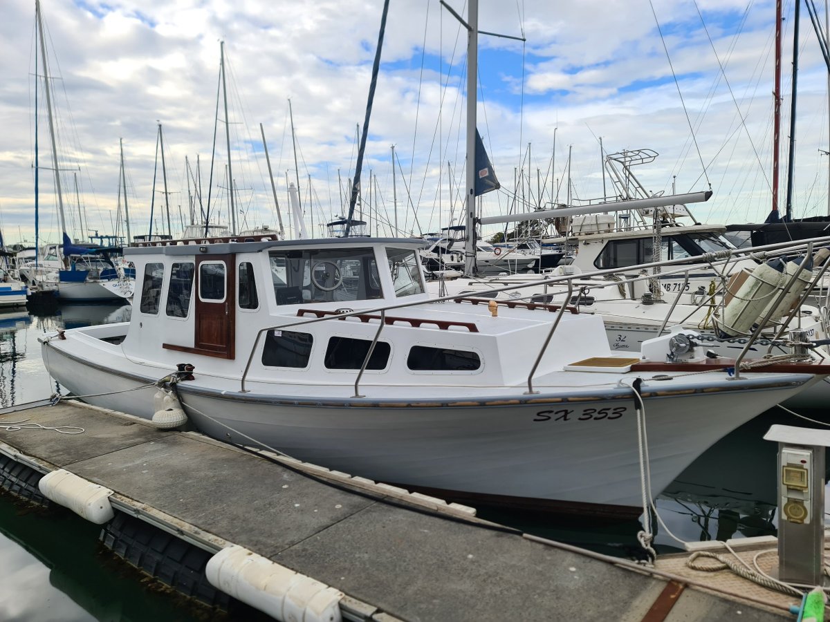 Cayzer 32ft Timber Motor Cruiser: Power Boats | Boats Online for Sale ...