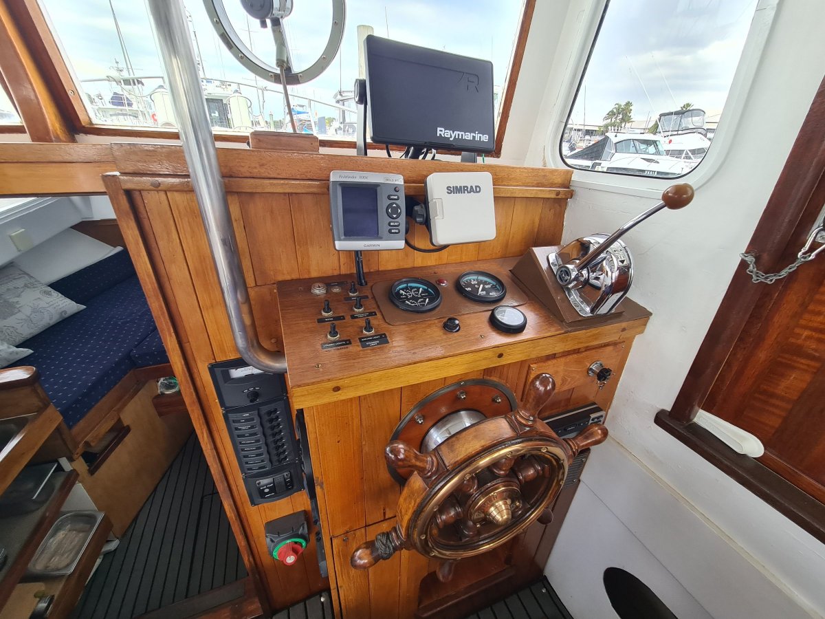 Cayzer 32ft Timber Motor Cruiser: Power Boats | Boats Online for Sale ...