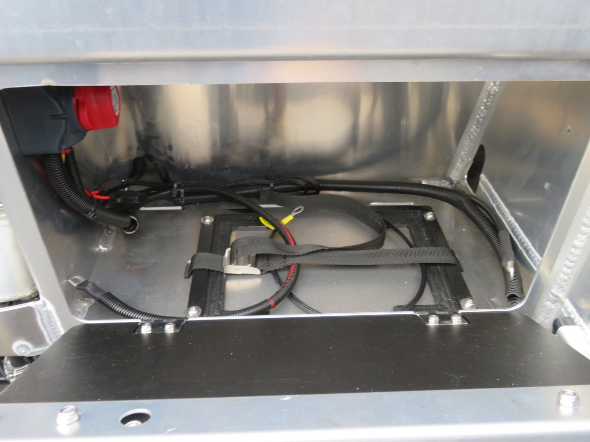 New Senator 500 Cuddy - Sportsmarine Boat Centre Bunbury