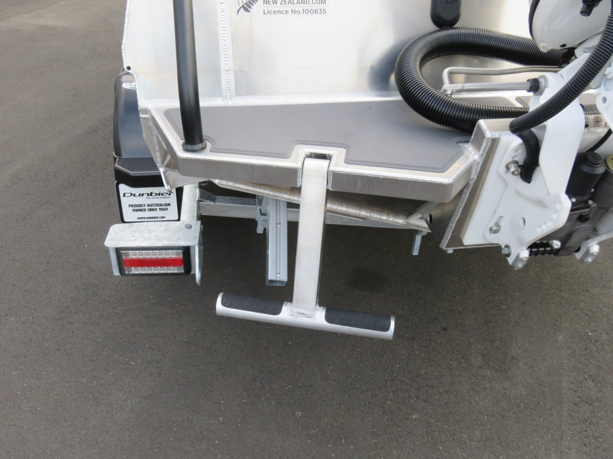 New Senator 500 Cuddy - Sportsmarine Boat Centre Bunbury